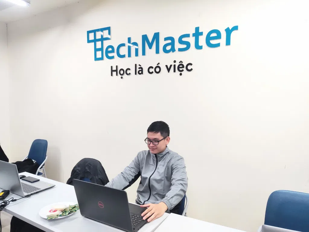 Techmaster Việt Nam - Học là có việc