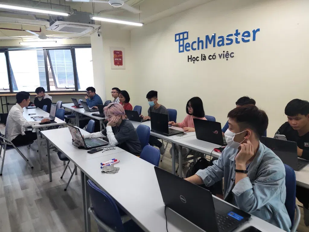 Techmaster Việt Nam - Học là có việc