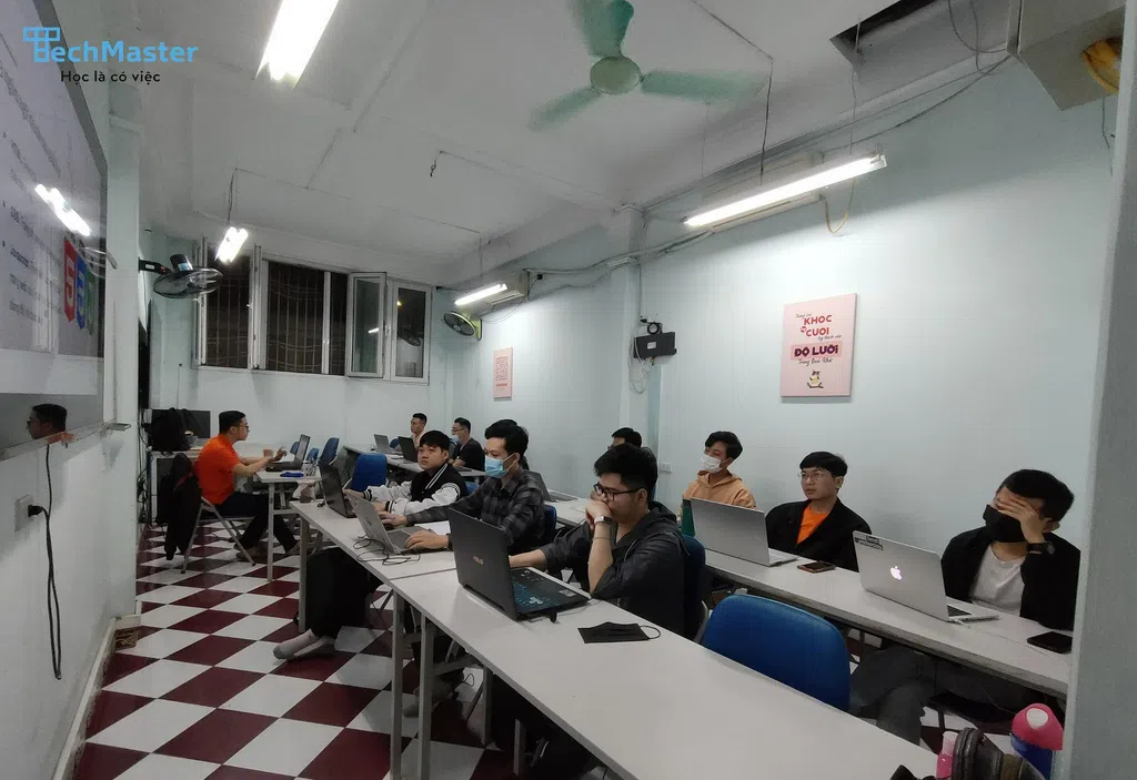 Techmaster Việt Nam - Học là có việc