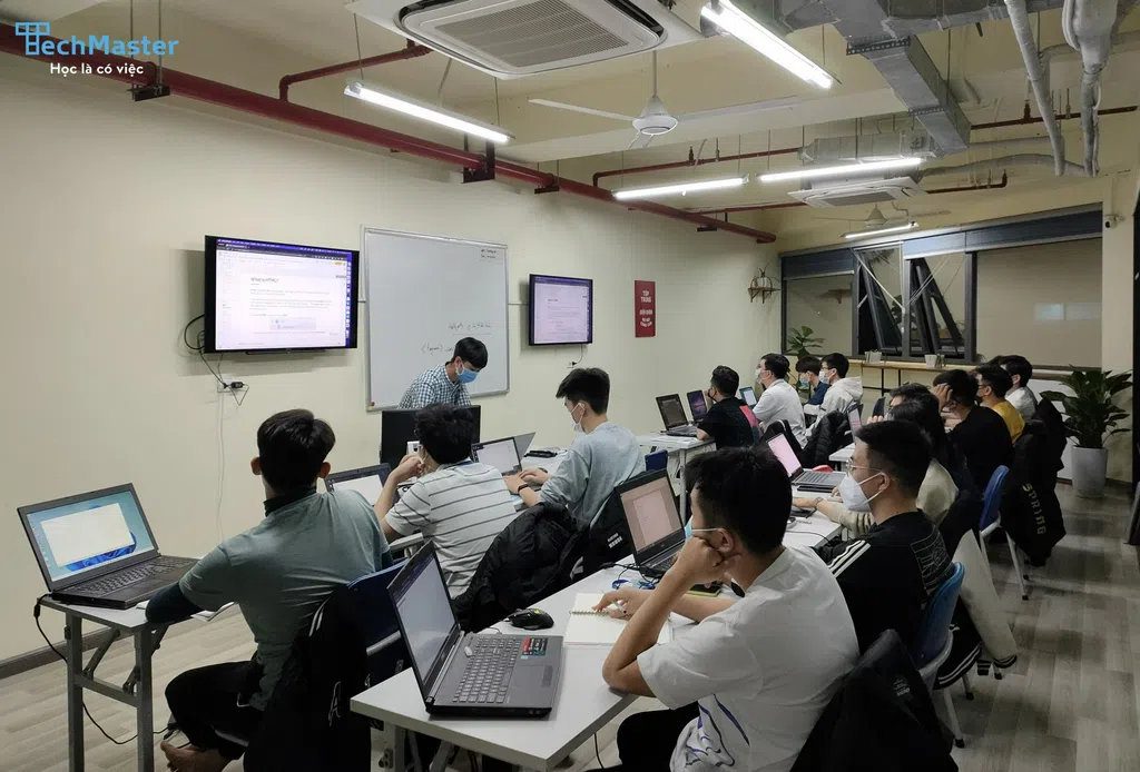 Techmaster Việt Nam - Học là có việc